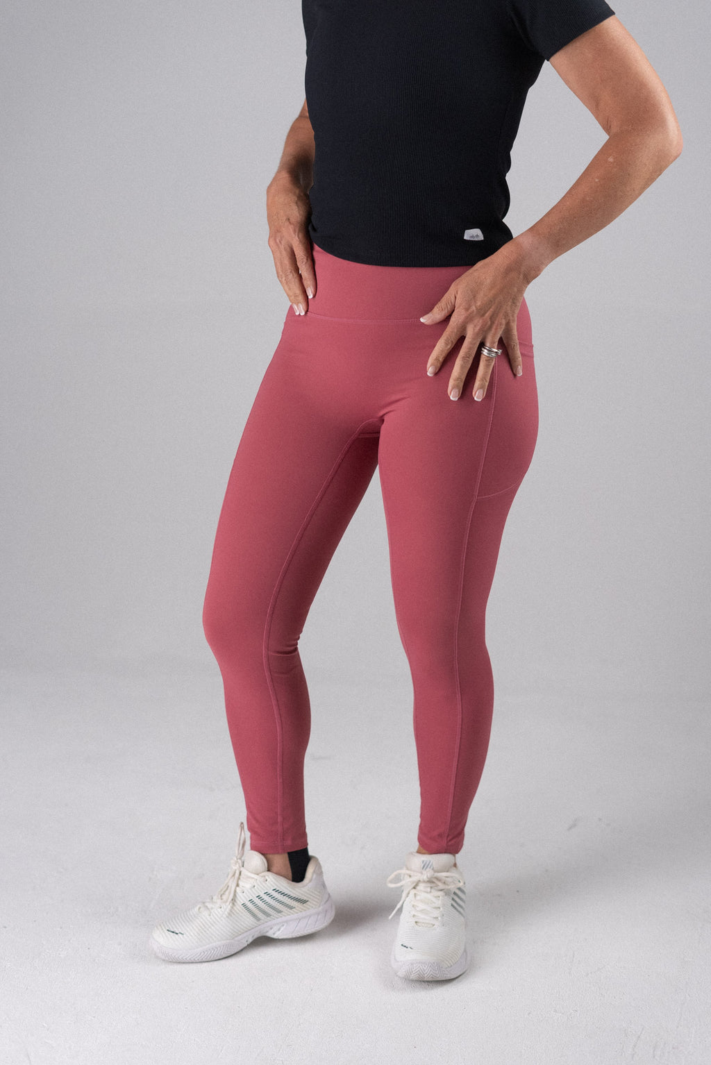 luminous ULTRA gravity soft stay leggings 25" – Alyth Active